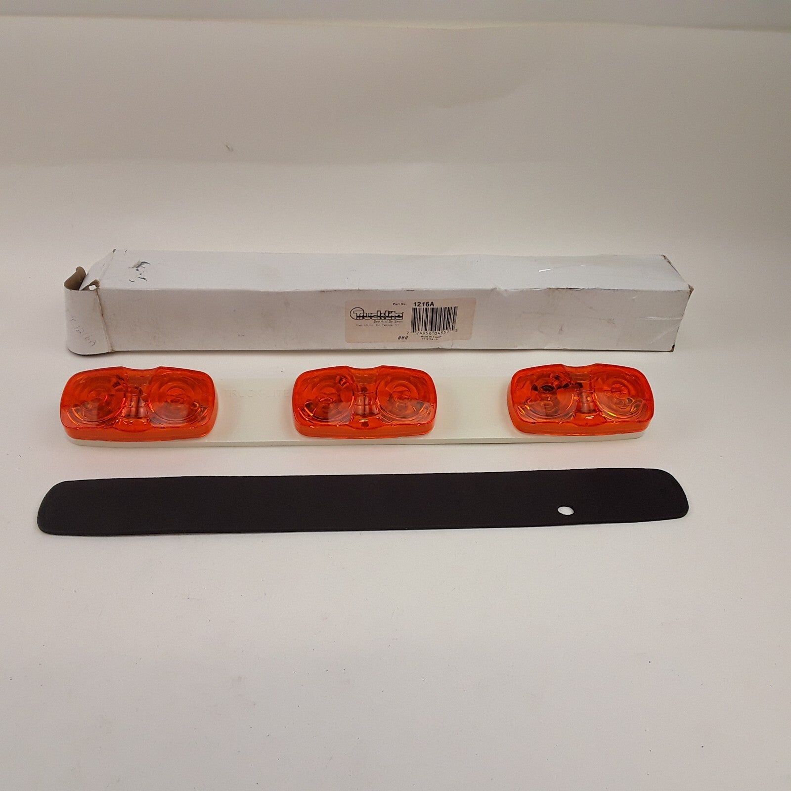 Signal-Stat Identification Light - Incandescent Rectangular 3 Lamps Ha